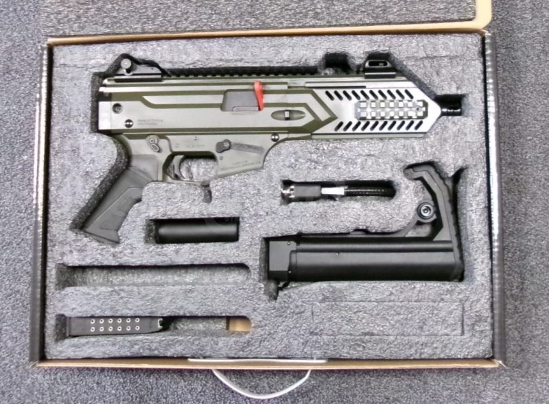 Samonabíjecí pistole Celik Crossline-C 9mm luger